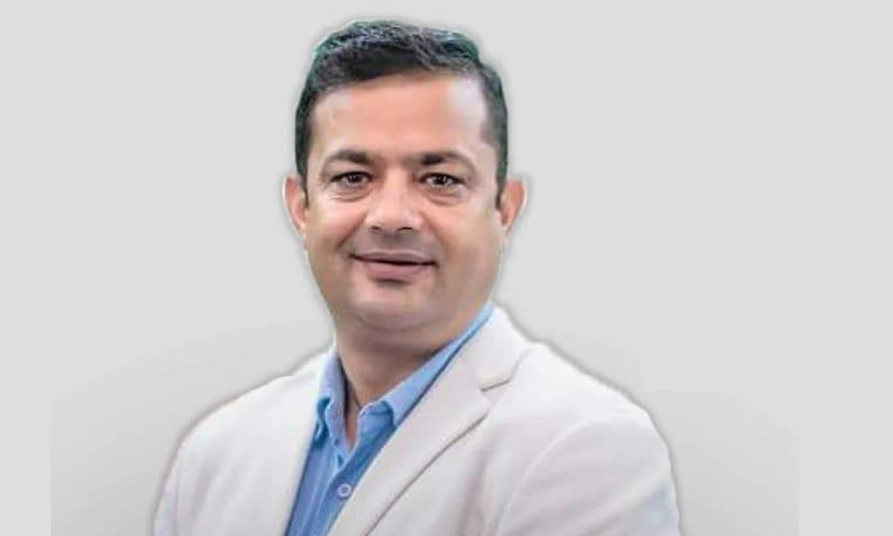 स्वास्थ्यमन्त्री बन्दै एमाले सांसद पदम गिरी, राज्यमन्त्री स्वतन्त्र ...